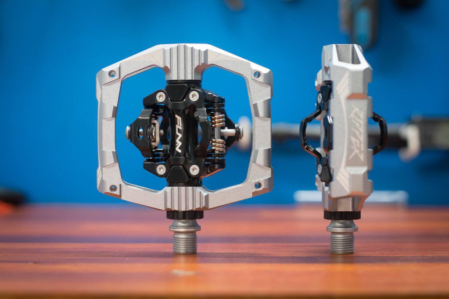 AMB’s Top 13 MTB Gear Picks for Black Friday 2024 - Australian Mountain ...