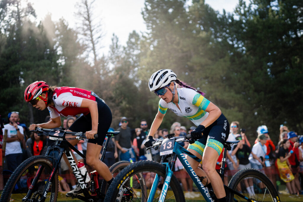 Bec Henderson: Chasing form, the state of UCI World Cup cross country ...