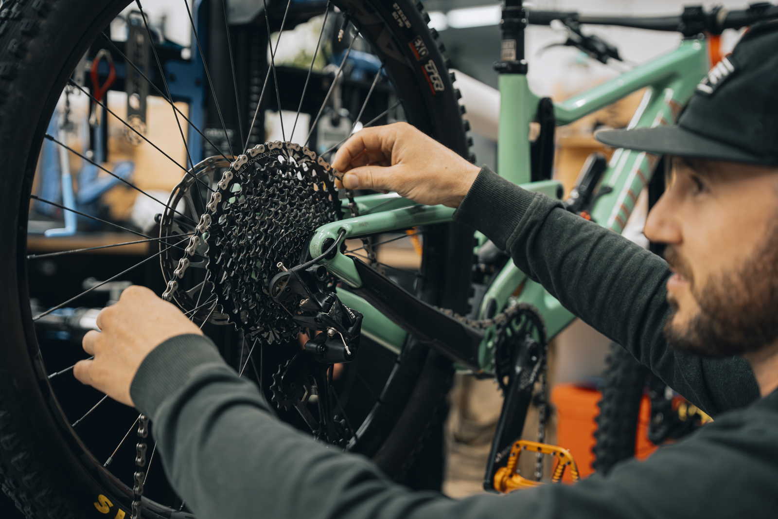How to Get the Right Chain Length for Your Mountain Bike - Australian ...
