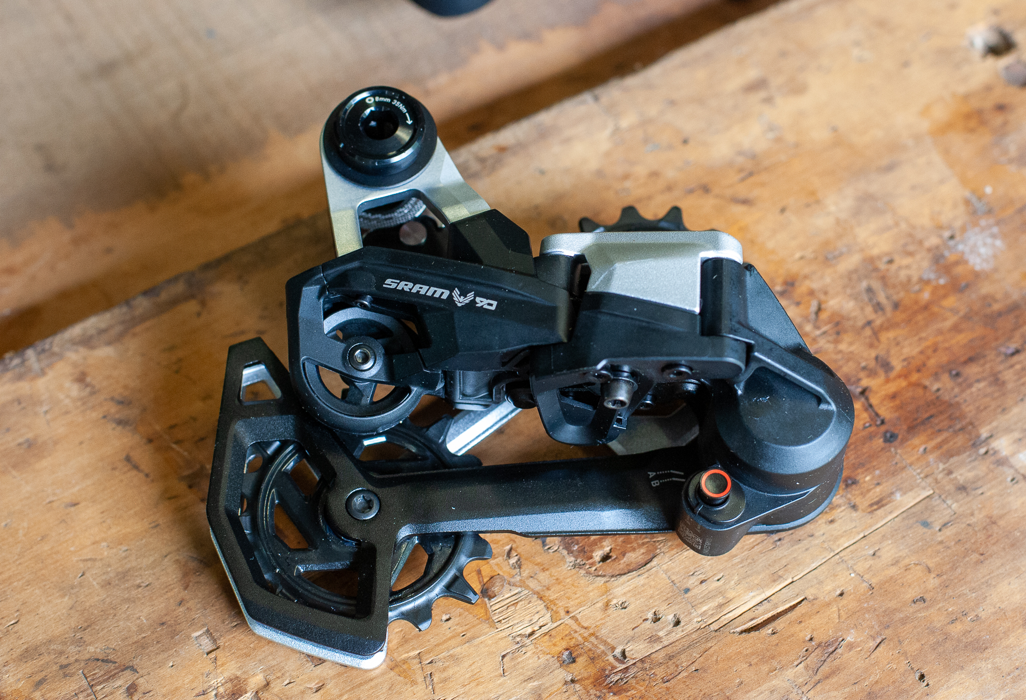 Meet the SRAM Eagle 70 & 90 - No Batteries, No Worries! - Australian ...