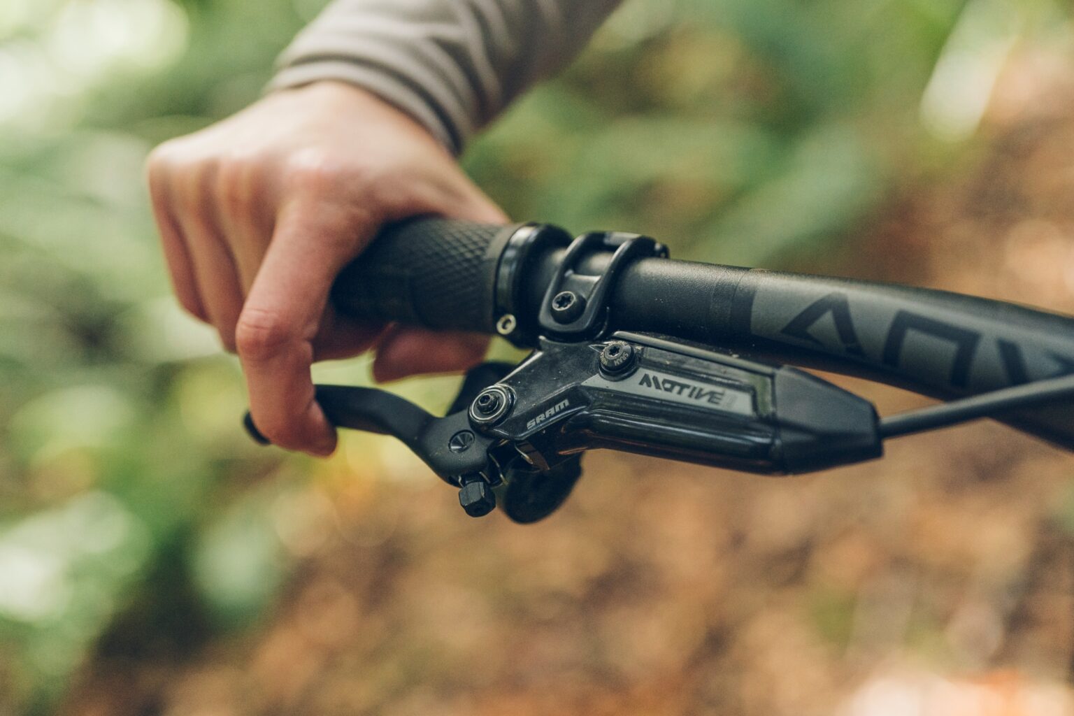 SRAM Launches Motive, Maven, and DB Brakes - Australian Mountain Bike