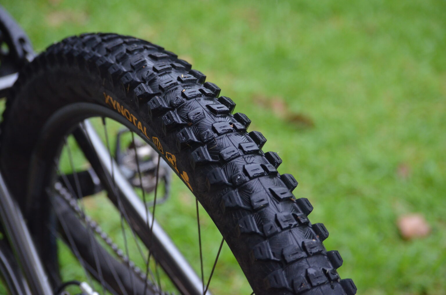 Continental Kryptotal FR & Xynotal MTB Tyre Review | Downhill Casing ...