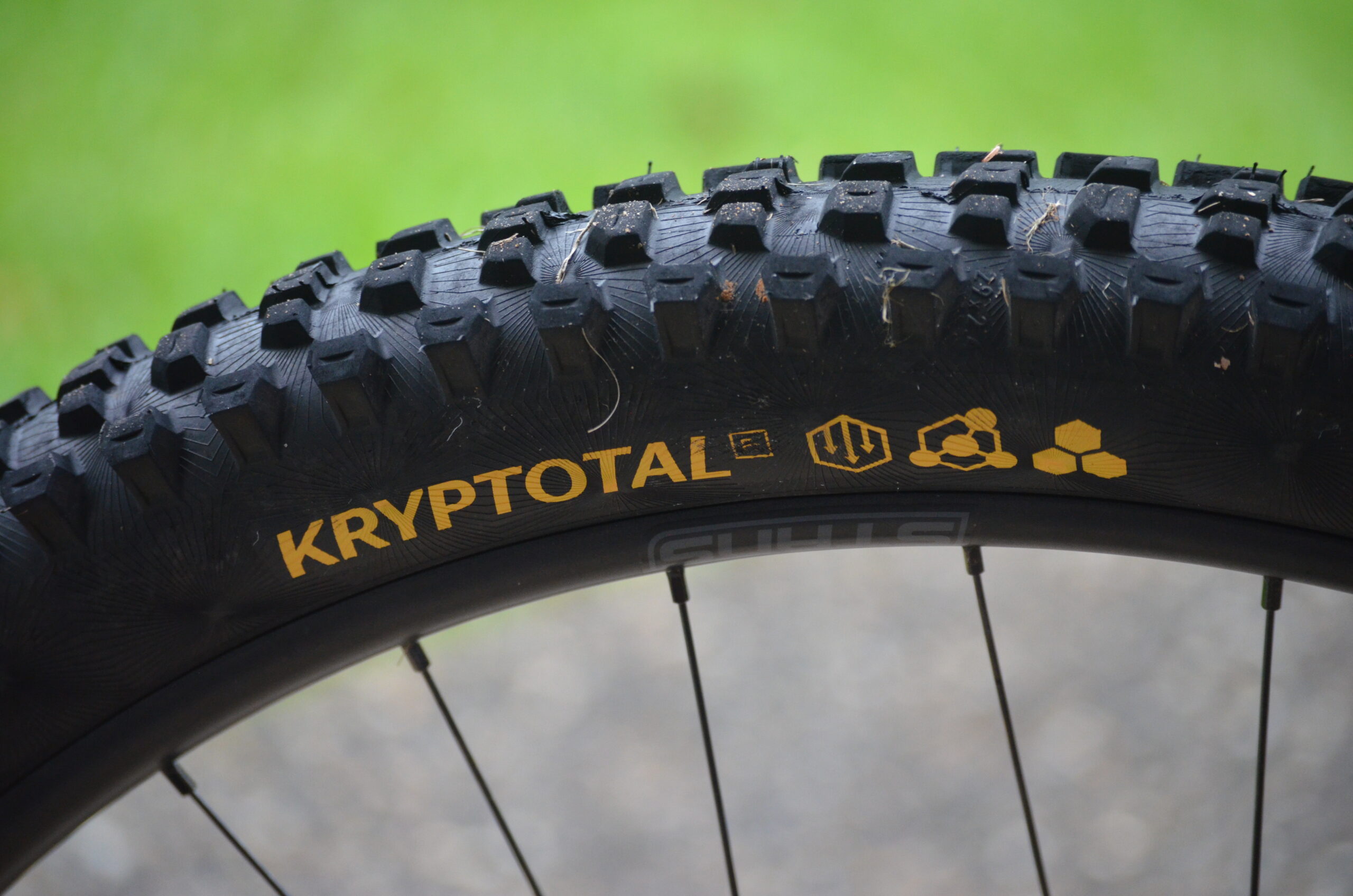 Continental Kryptotal FR & Xynotal MTB Tyre Review | Downhill Casing ...