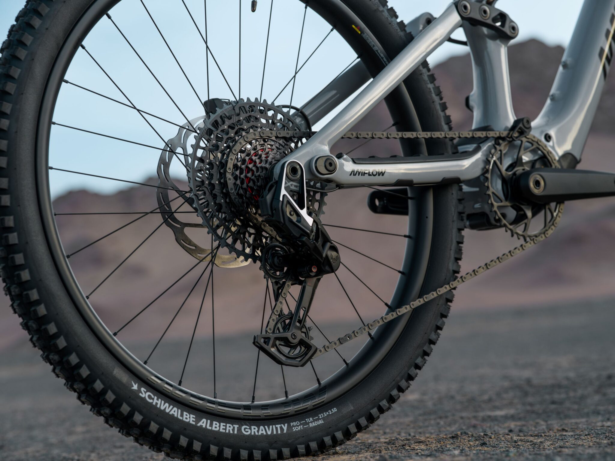 Amflow PX and PR eMTB Launch: Avinox M2S Motor, 150Nm and 1500W